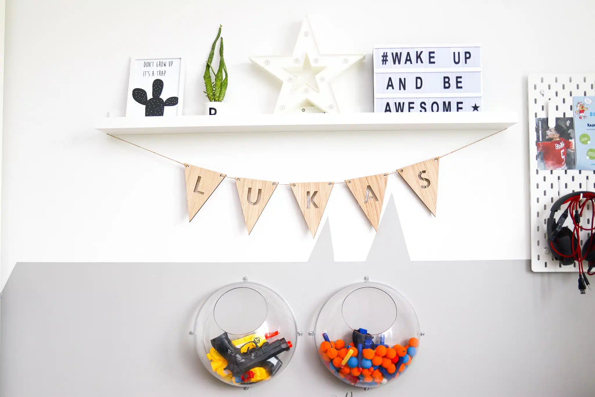 Vimpel med bokstav - 13x16 cm